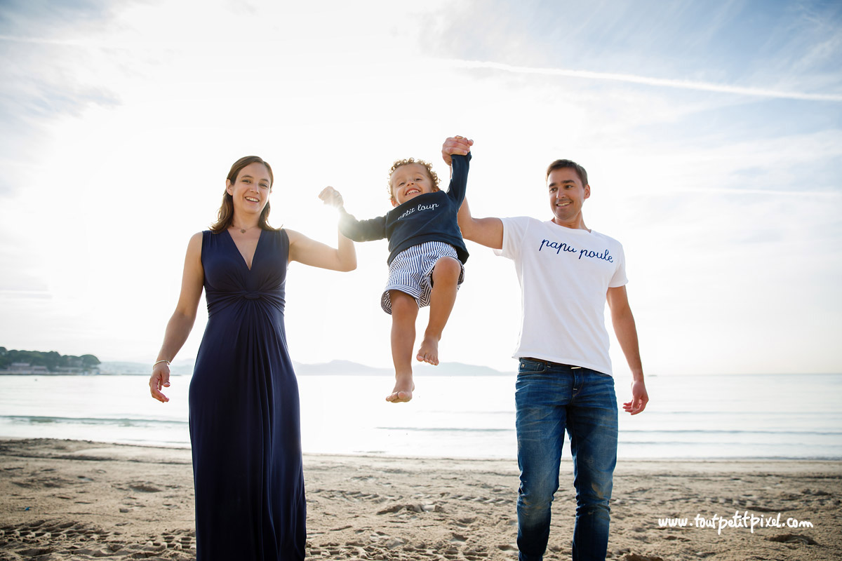 Photos de famille en vacances – Constance Bonnotte Photographie